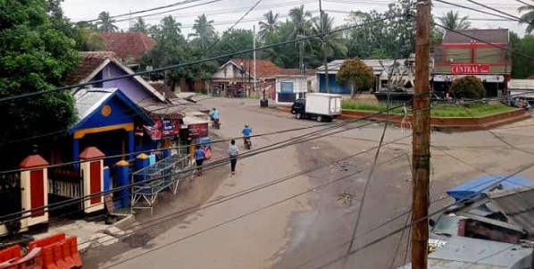 Pasca penertiban PKL di Tugu Nelayan Labuan, Pengguna jalan jadi rapih ...