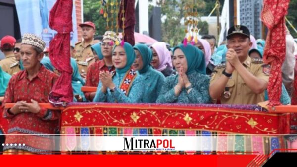 Batin Wulan Canangkan Desa TAPIS di Lampung Barat, Dorong Keluarga ...